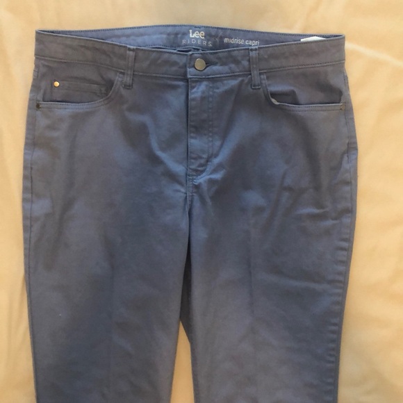 Pants & Jumpsuits | Lee Riders Sz 16 Capris | Poshmark